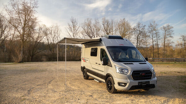 LMC Ford Innovan 592 (26479033) Campanda.fr